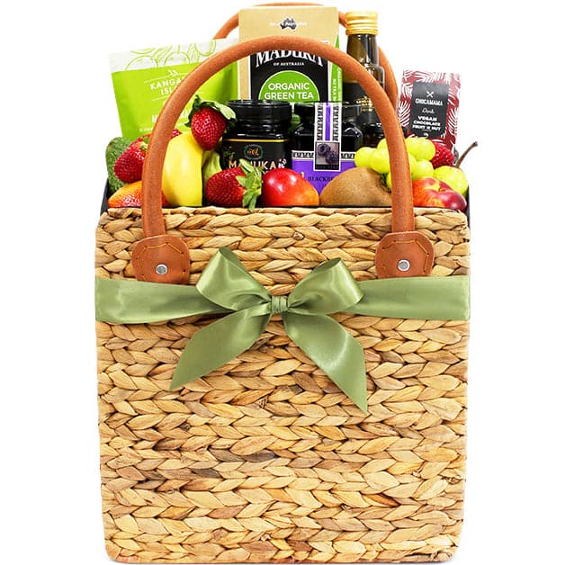 Fresh from the Market | Delicious Fresh Fruit Basket | The Complete ...