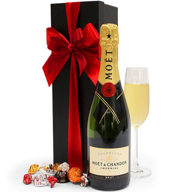 Moët & Chandon NV Champagne Gift Boxed | Gift Baskets | The Complete ...